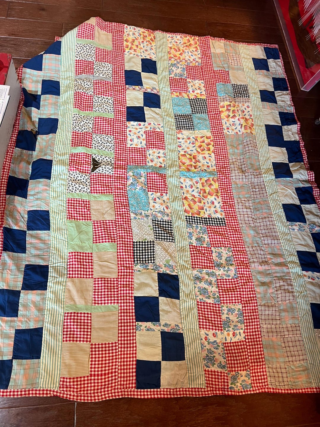 Vintage Rustic Patchwork Quilt - Free Shipping - Etsy