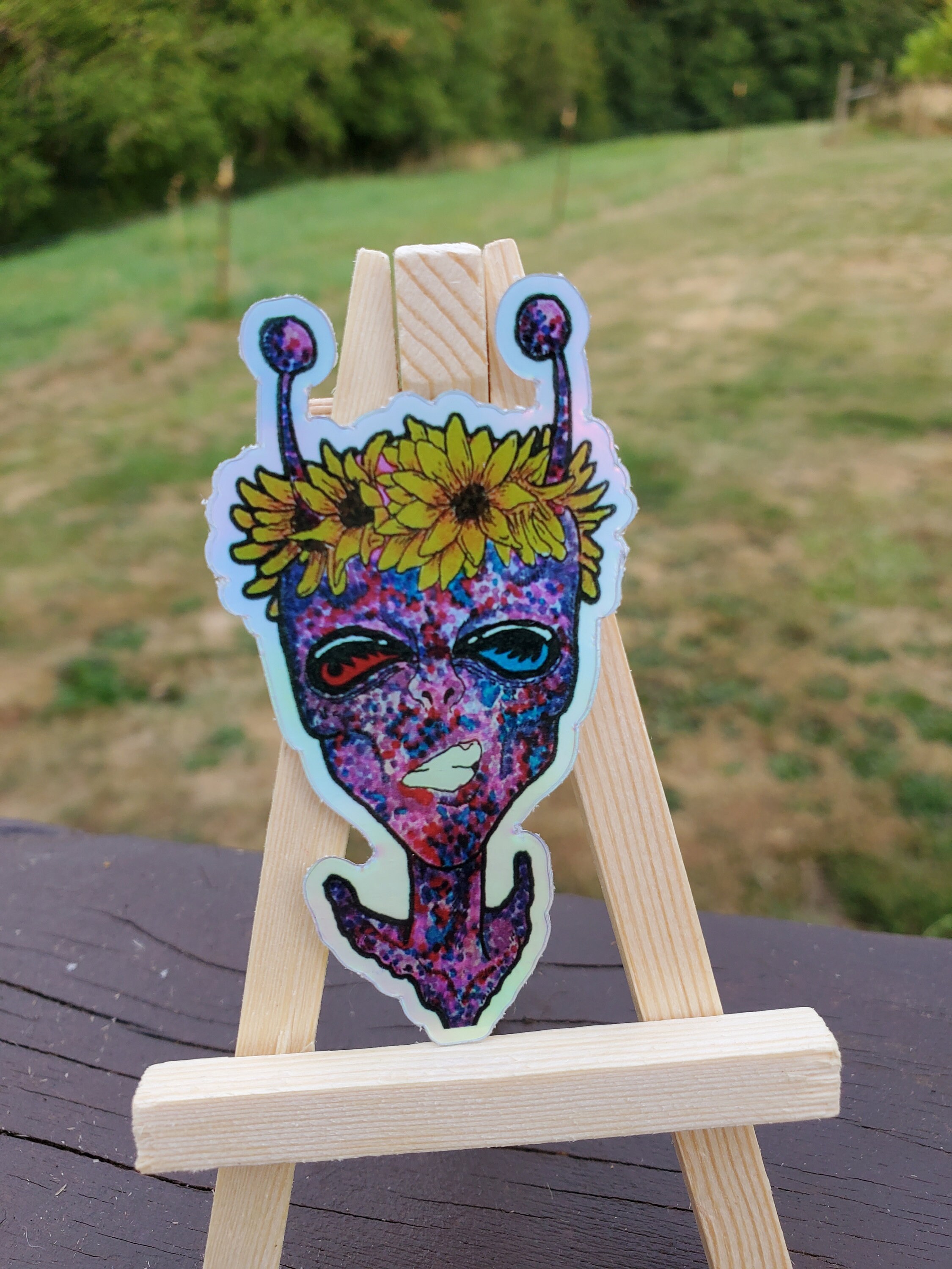 Flower Crown Alien Sticker - Etsy