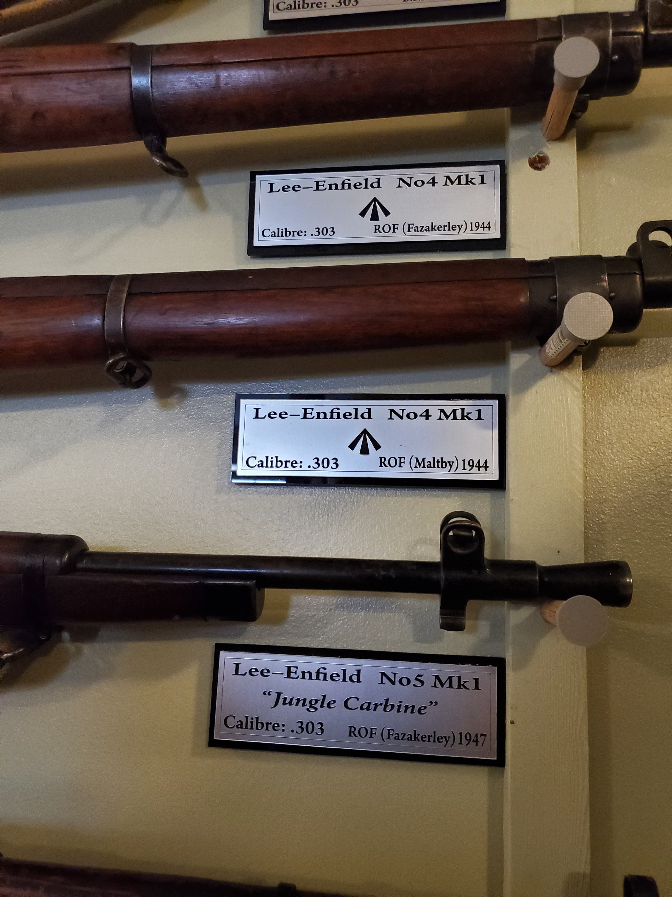 Lee Enfield Custom Rifle Plaque Made to Match YOUR rifle | Etsy