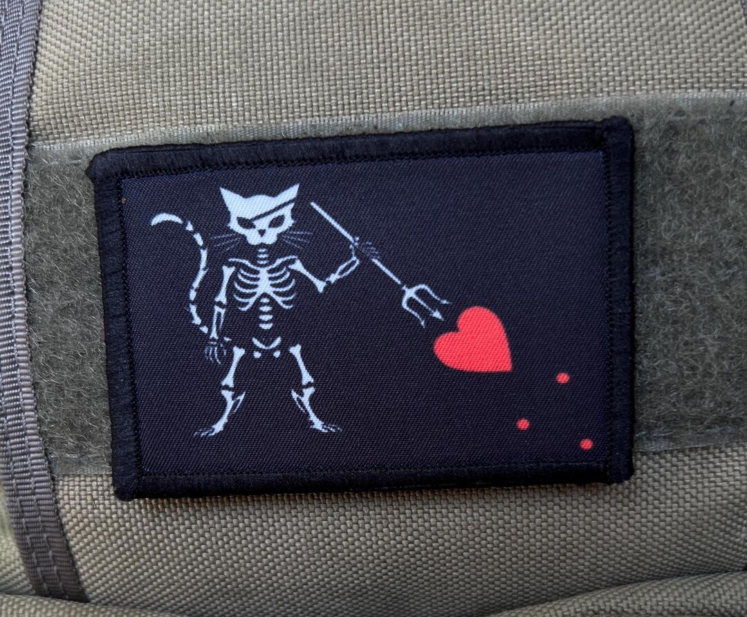Blackbeard's Cat Pirate Flag Morale Patch Hook and Loop Patch Made in the USA Blackbeard Pirate ...
