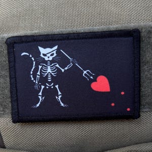 Blackbeard's Cat Pirate Flag Morale Patch Hook and Loop Patch Made in the USA Blackbeard Pirate ...
