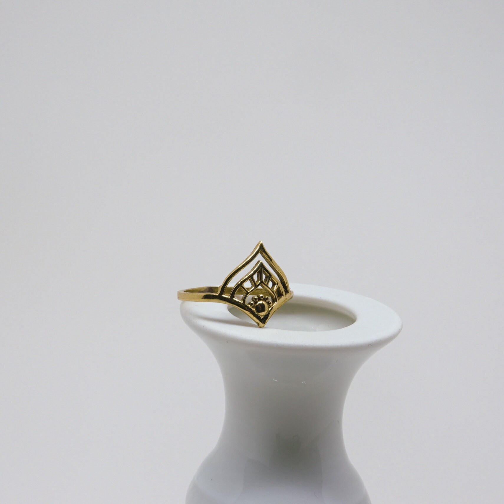 Kronen Boho Ring gold filigran minimalistisch handgemacht - Etsy.de