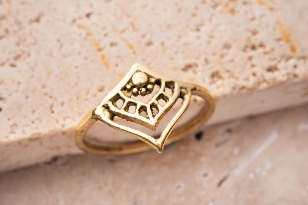 Kronen Boho Ring gold filigran minimalistisch handgemacht - Etsy.de