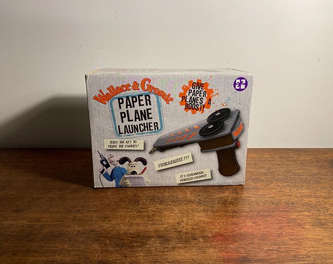 Wallace & Gromit Paper Plane Launcher - Etsy