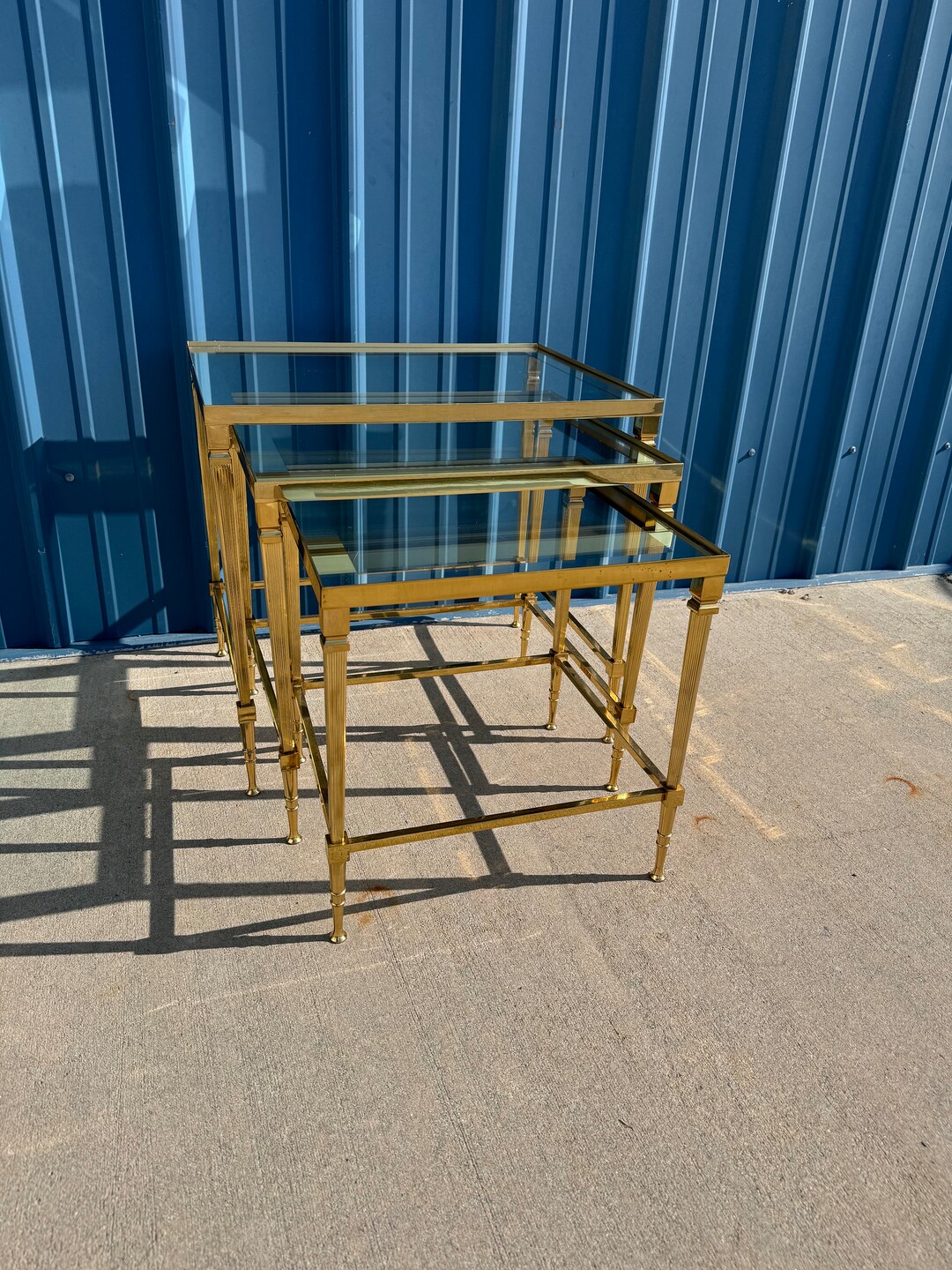 Vintage MCM Brass Column Leg Nesting Tables Set of 3 Mirrored Glass Top ...