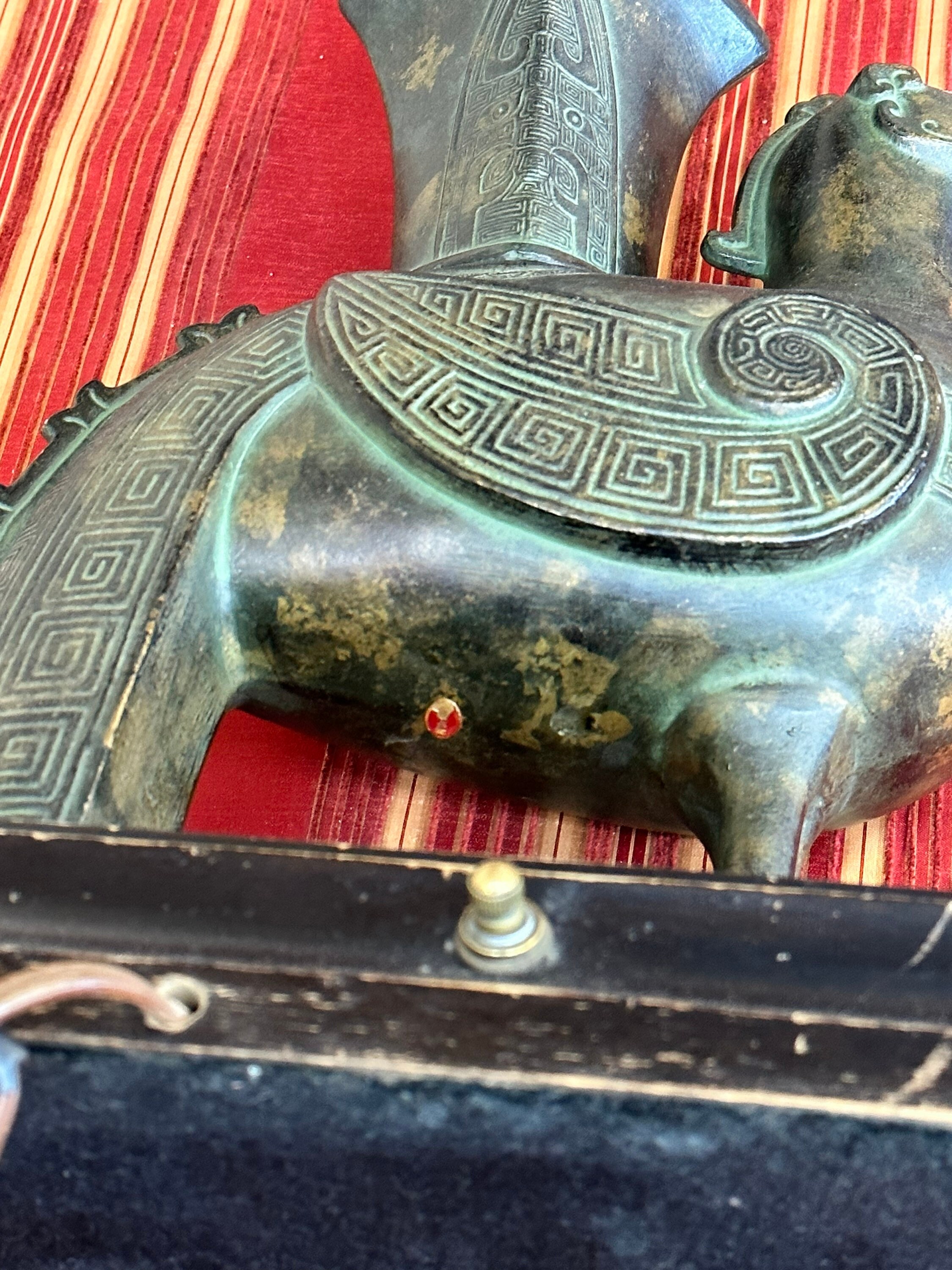 Vintage MCM Brutalist Bronze Armored Chicken Table Lamp Home Decor - Etsy