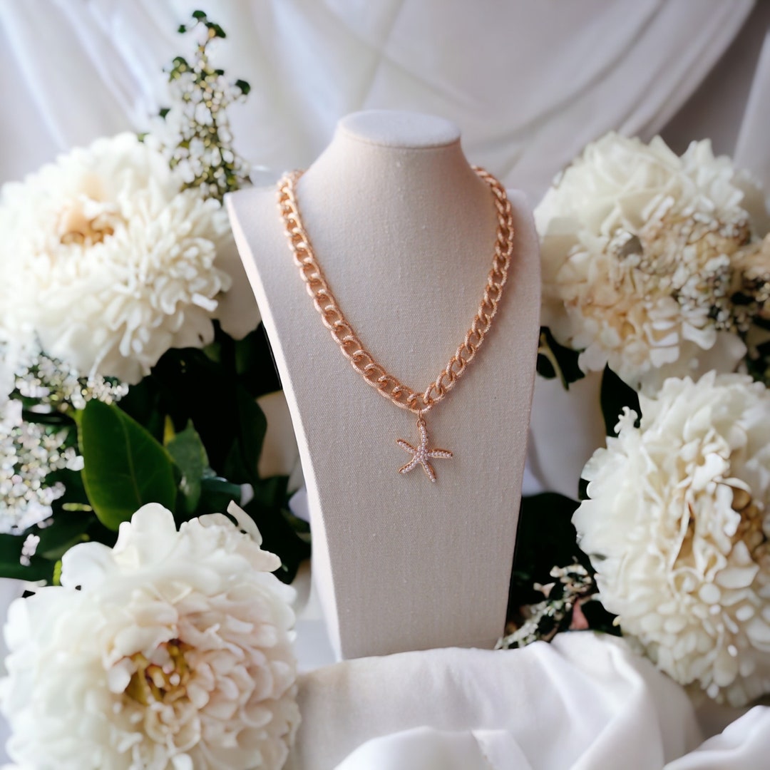 Lele Gold & Pearl Starfish Necklace Chunky Chain Necklace Lightweight ...