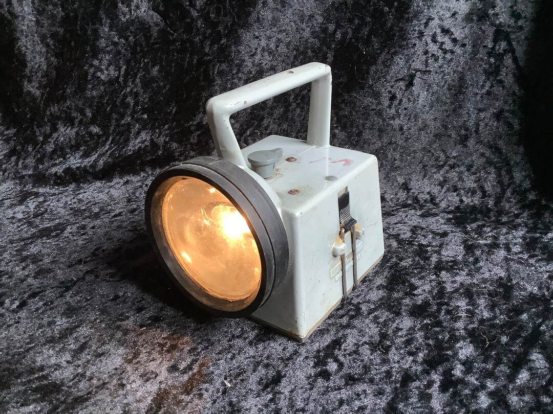 Original BR British Railways Drivers Guards Bardic Handlamp Signal Lamp ...