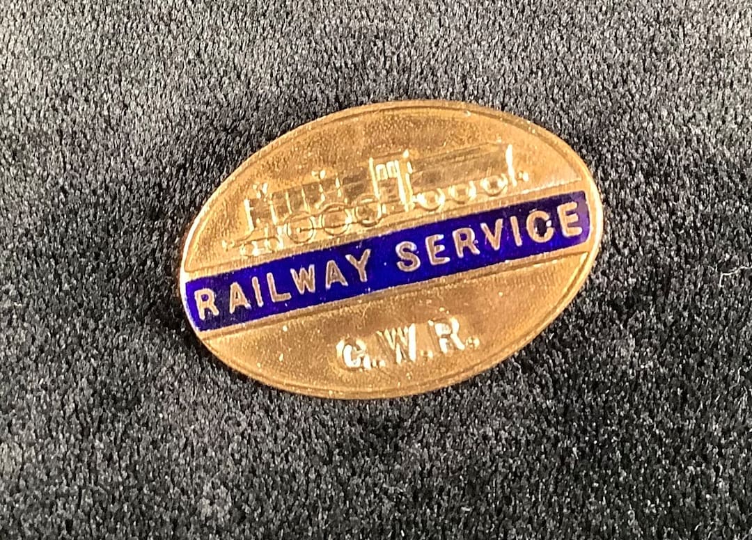 Original GWR Great Western Railway War Service Badge Button - Etsy