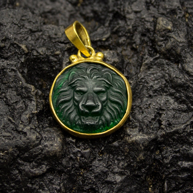 Lion Intaglio Green Glass Necklace | 925 Sterling Silver | Ancient ...