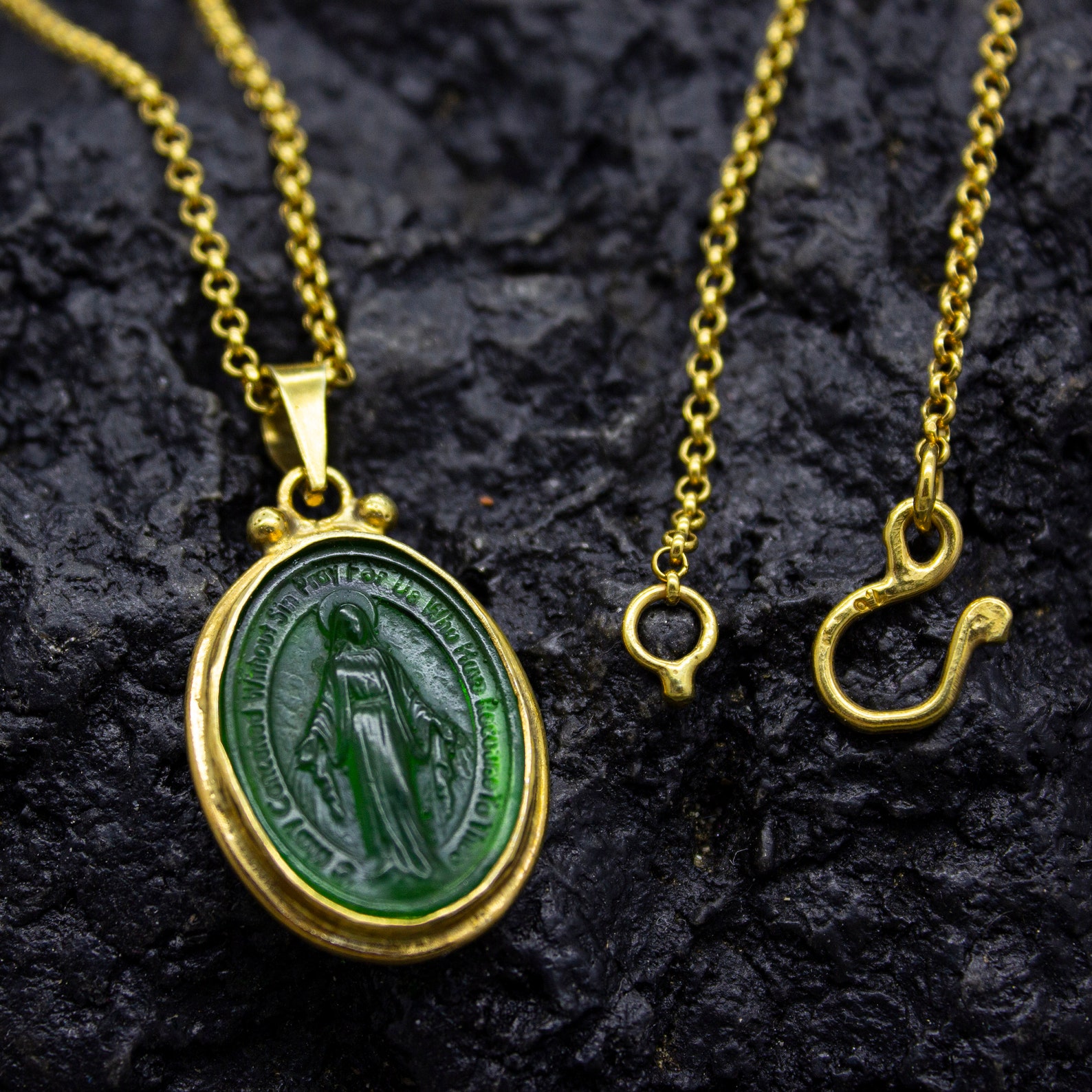 Virgin Mary Intaglio Green Glass Necklace | 925 Sterling Silver ...