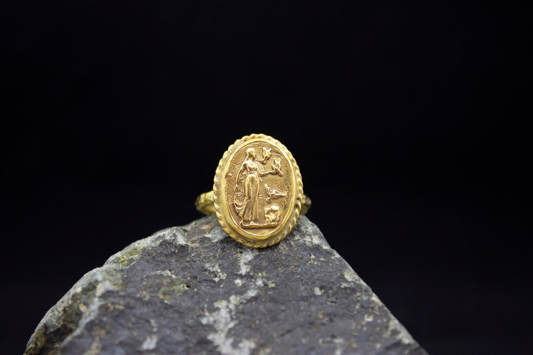 Ancient Roman Art Aphrodite Signed Coin Ring | 24K Gold Plated 925 ...