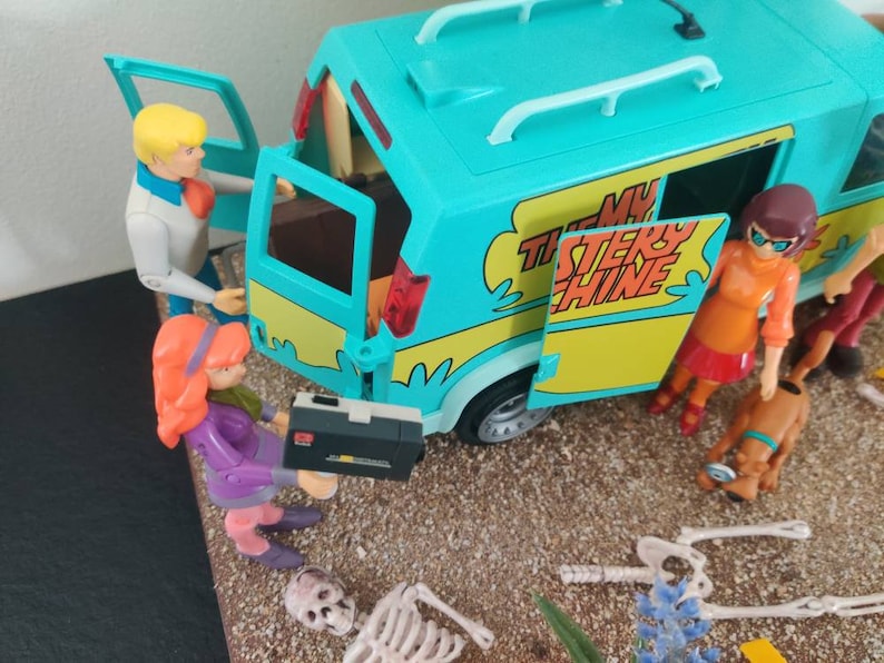 Scooby Doo Light Murderer Scene Crime - Etsy
