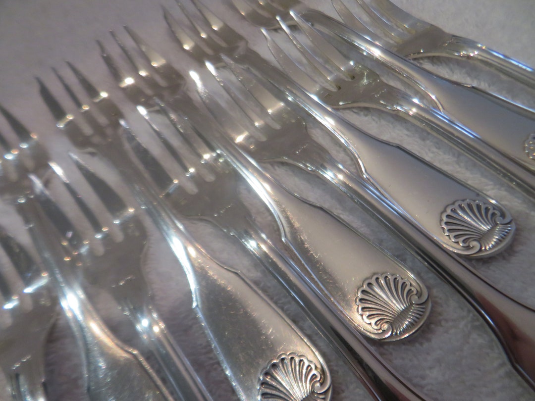 12 Silver Metal Cake Forks Shell Style Goldsmith Christofle Model ...