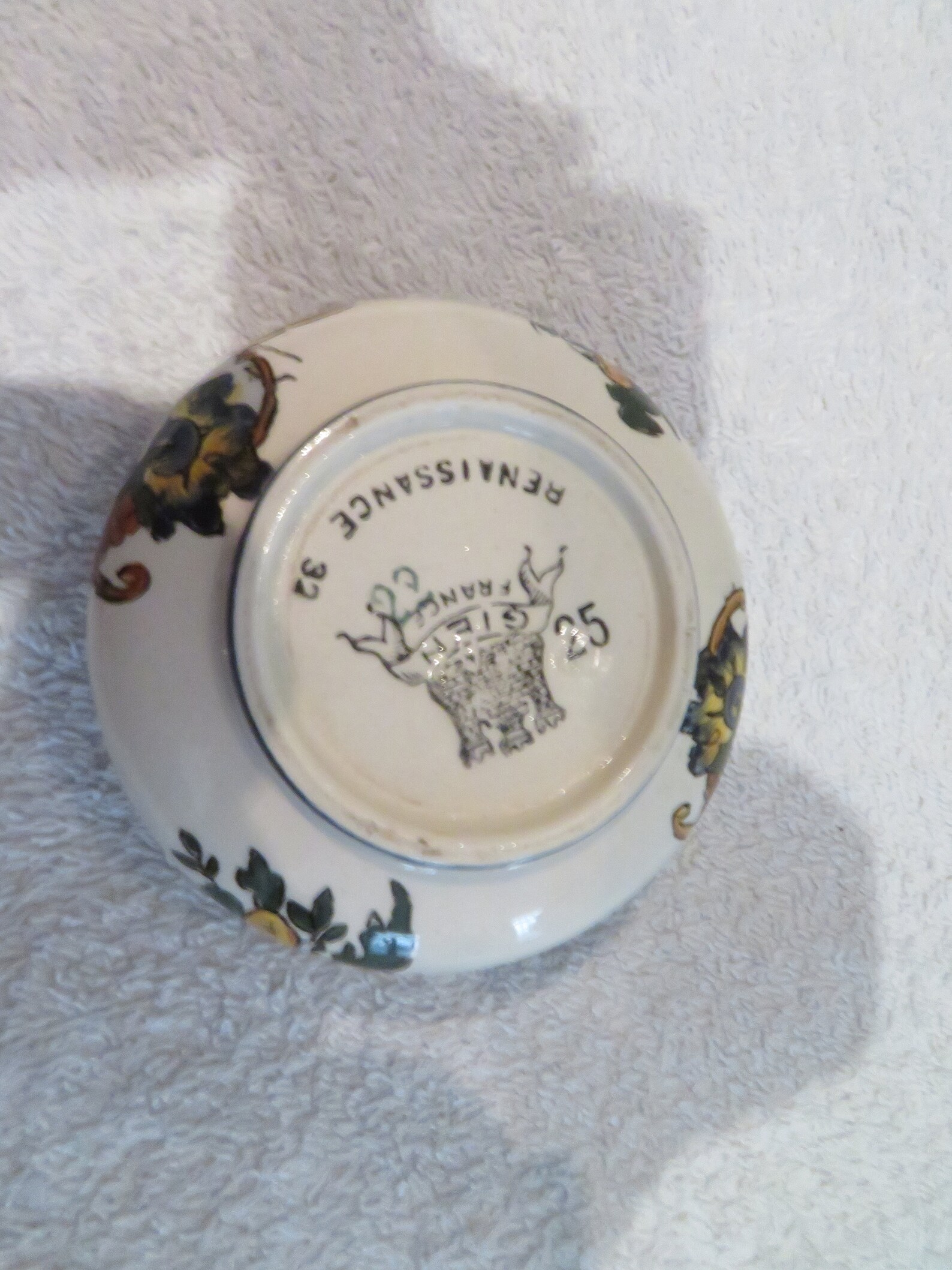Small Box / Pill Box Faience Gien Cachet 1938 Renaissance Décor White ...