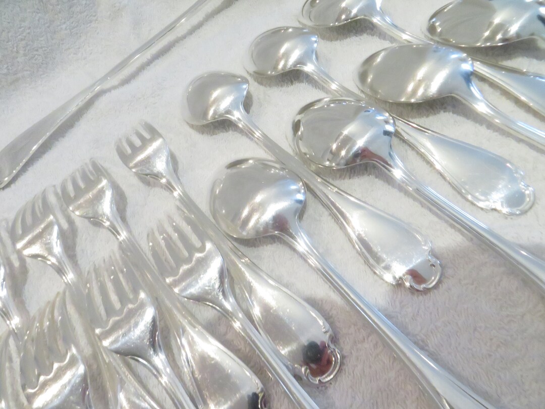 12 Couverts De Table Louche à Potage Métal Argenté St Louis XV Orfèvre ...