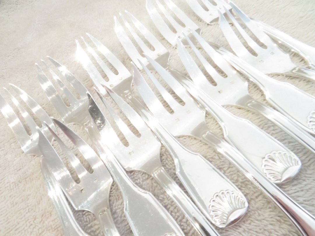 11 Silver-plated Cake Forks Model Net Shell Goldsmith EB Vintage French ...