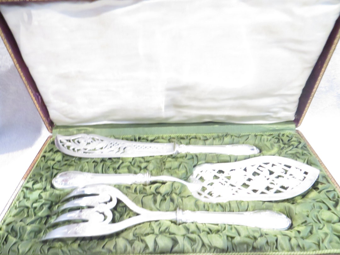 Superb Silver Metal Fish Set Louis XVI Style Goldsmith Alfenide ...