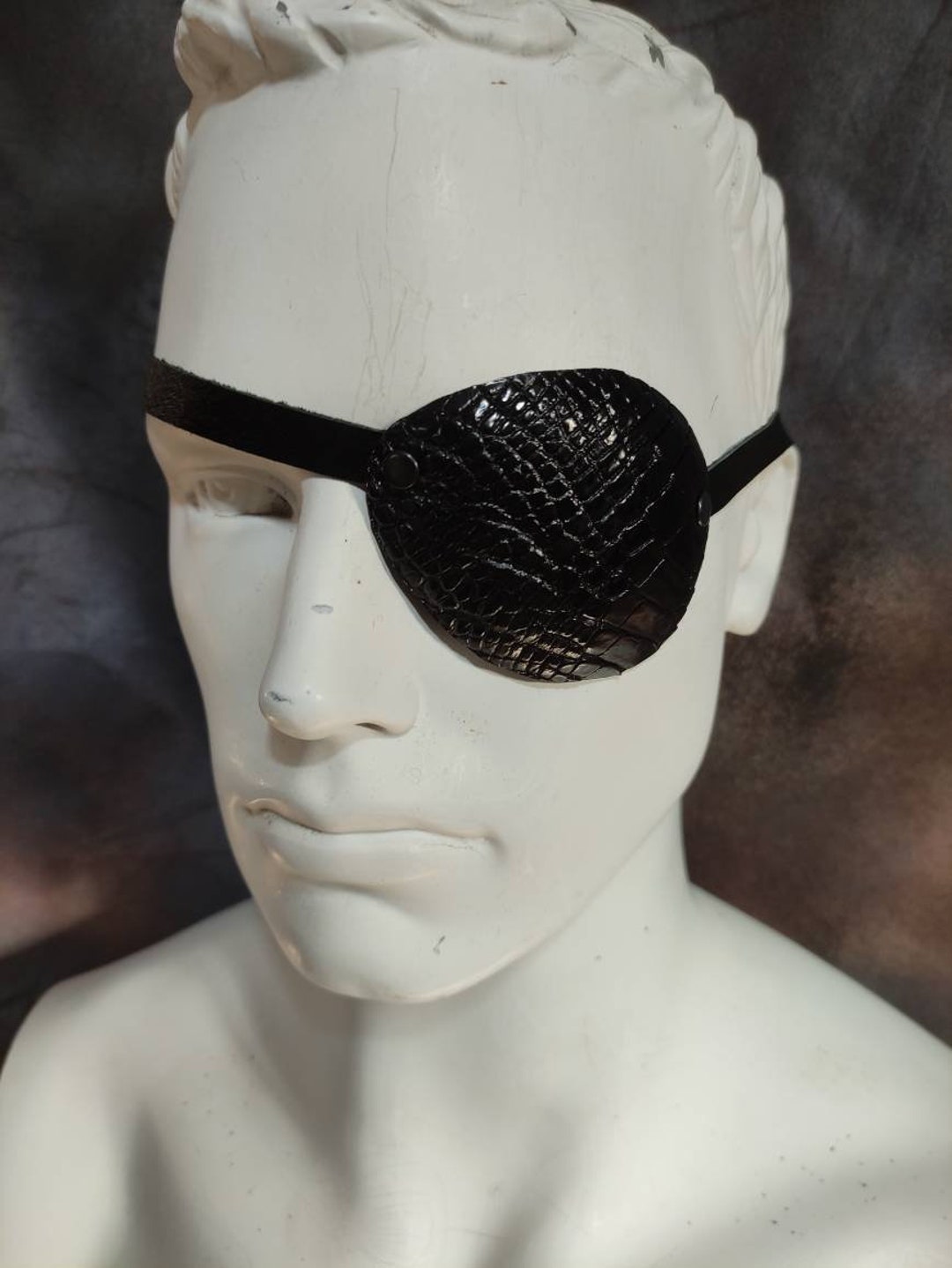Genuine Crocodile Leather Eye Patch, LEFT Eye, Eye Patch, Man Eye Patch ...