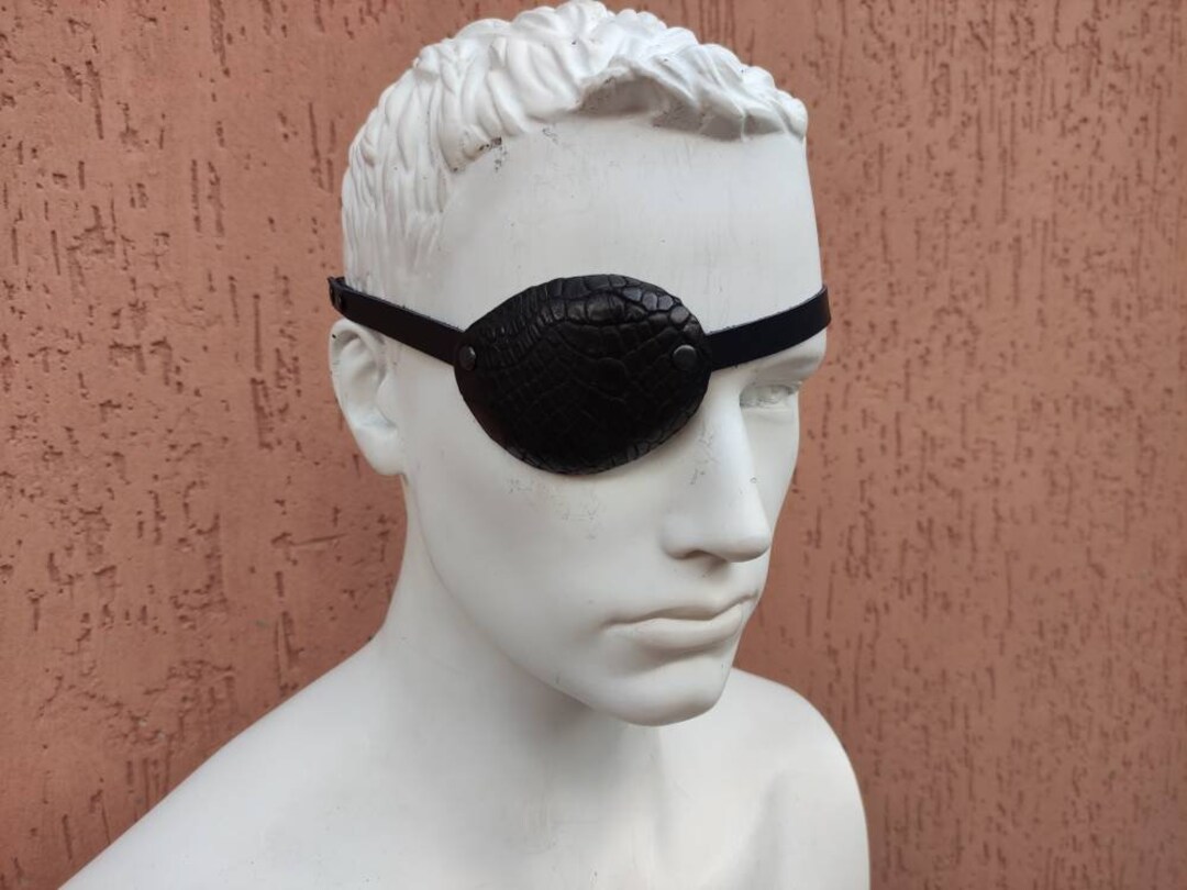 Genuine Crocodile Leather Eye Patch, Right Eye, Eye Patch, Man Eye ...