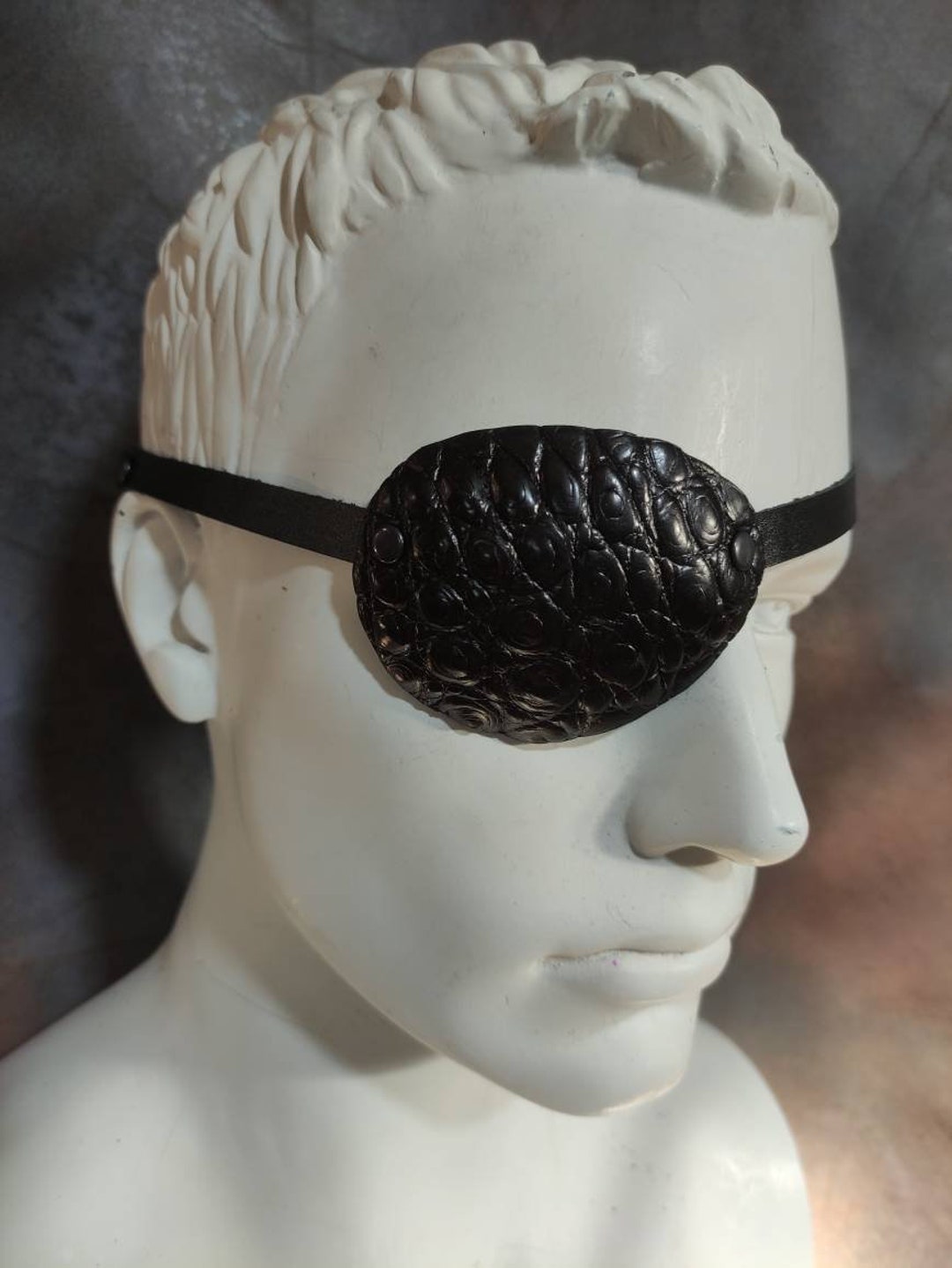Genuine Crocodile Leather Eye Patch, RIGHT Eye, Eye Patch, Man Eye ...