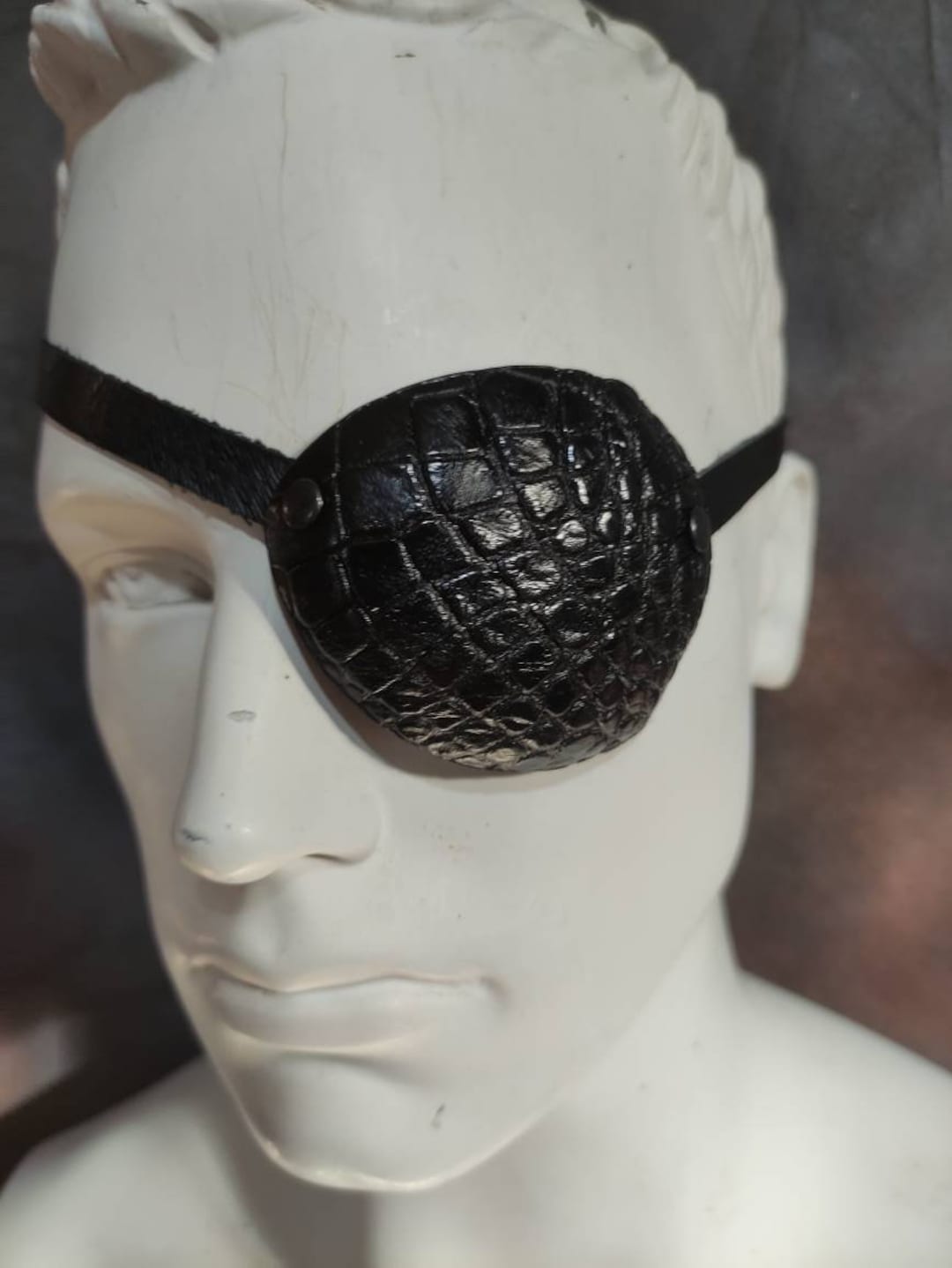 Genuine Crocodile Leather Eye Patch, LEFT Eye, Eye Patch, Man Eye Patch ...