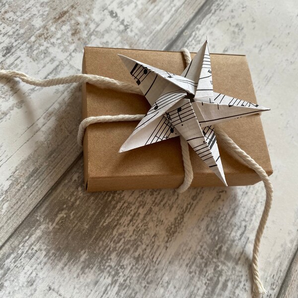 Origami Present - Etsy