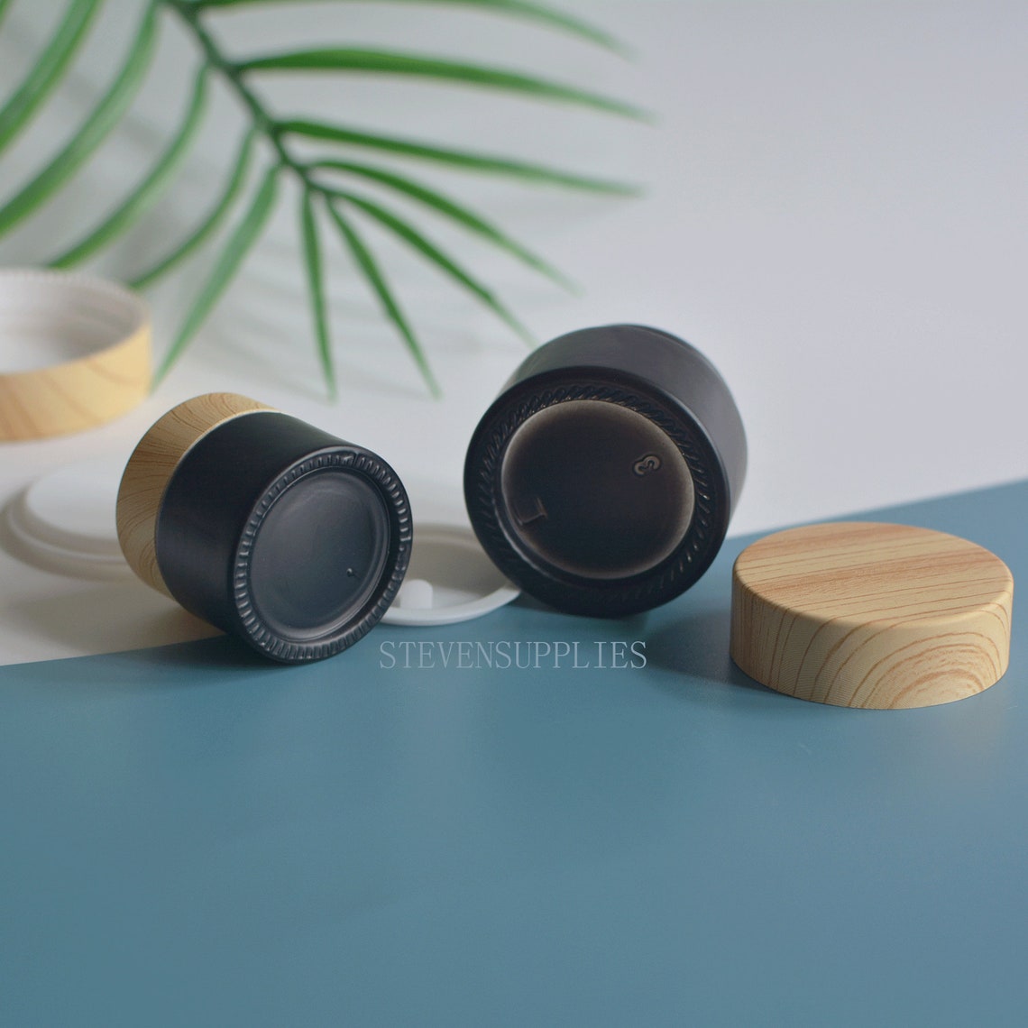 3/500px 5g 15g 30g 50g Frosted Black Glass Cosmetic Jars | Etsy