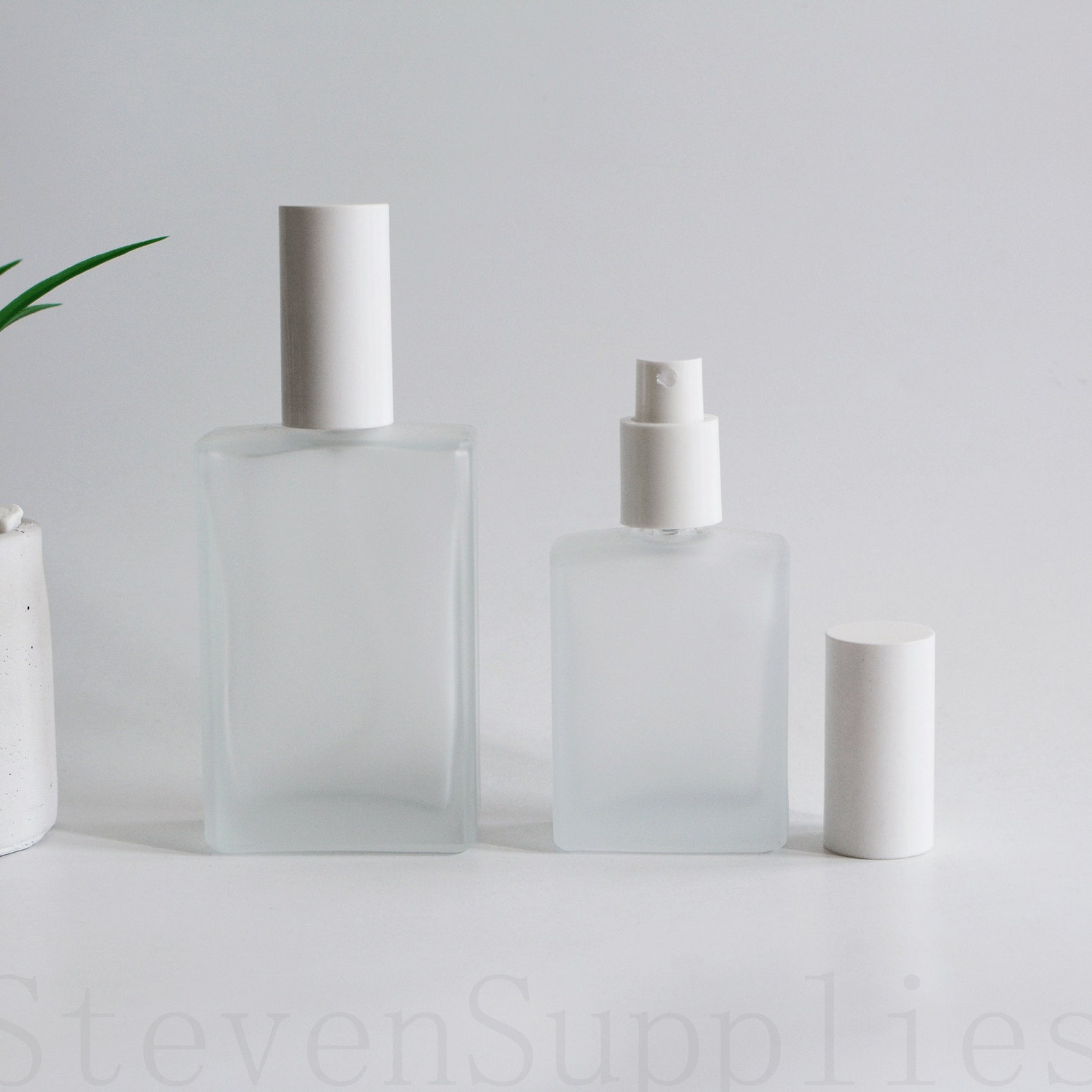 30ml 50ml 100ml Square Frosted Glass Spray Bottles With White Sprayer ...
