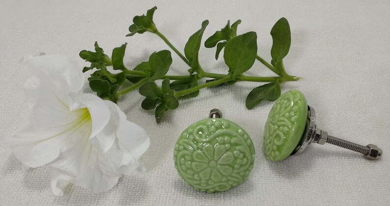 Green Vintage Ceramic Door Knobs Handpainted Kitchen Cabinet - Etsy