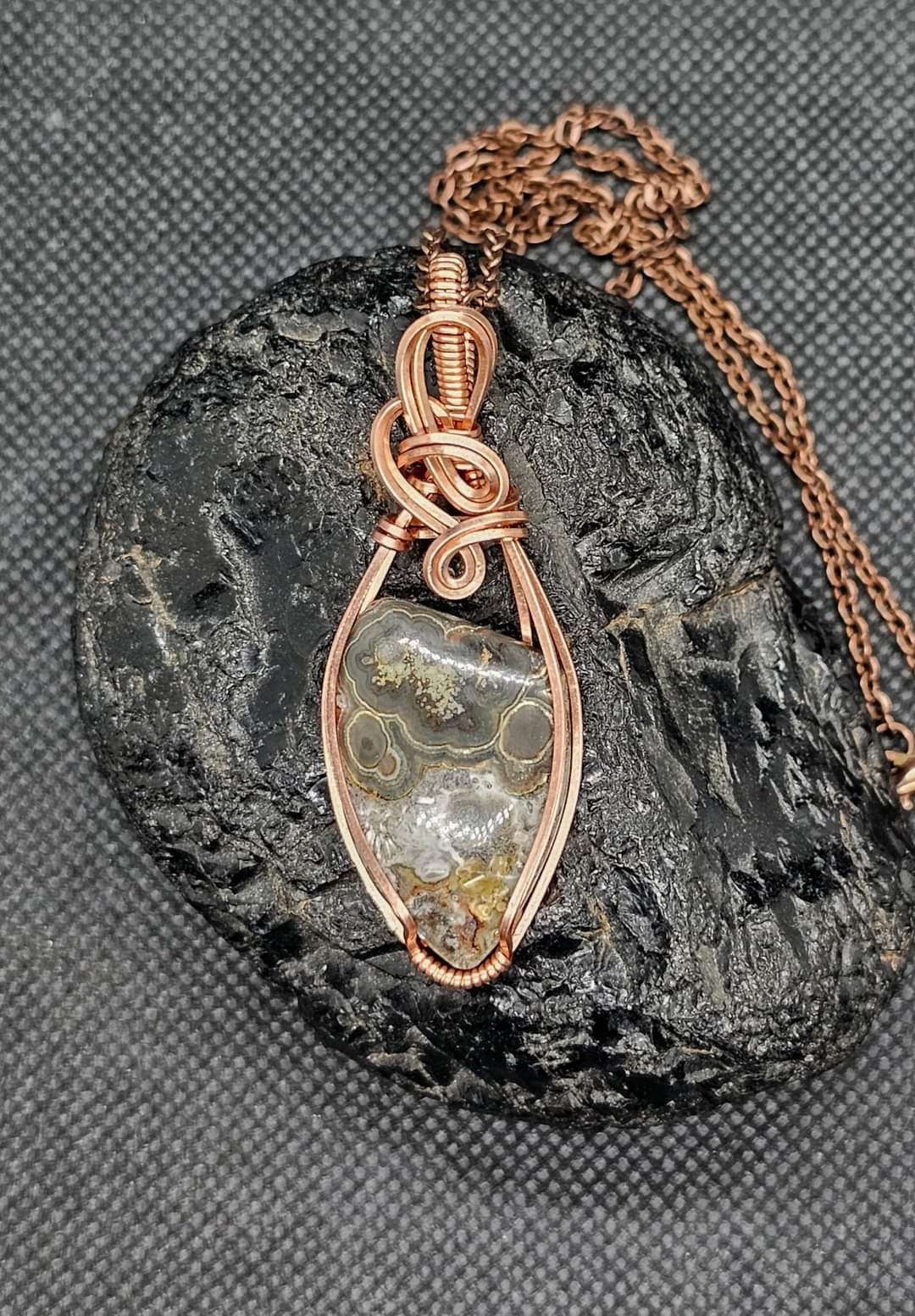 Black Lace Agate Wire Wrapped Copper Pendant Necklace - Etsy
