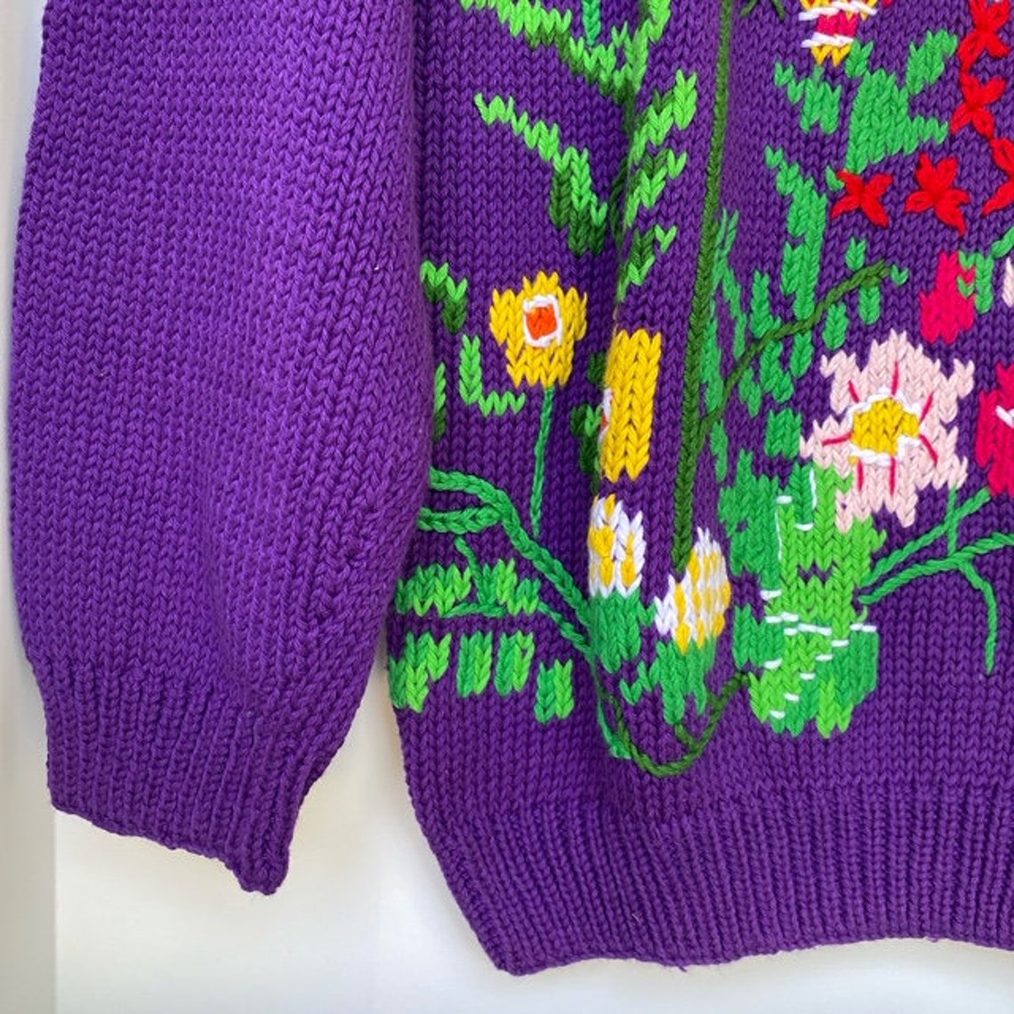 New Vintage Floral Crew Neck Sweater From the 1990's - Etsy