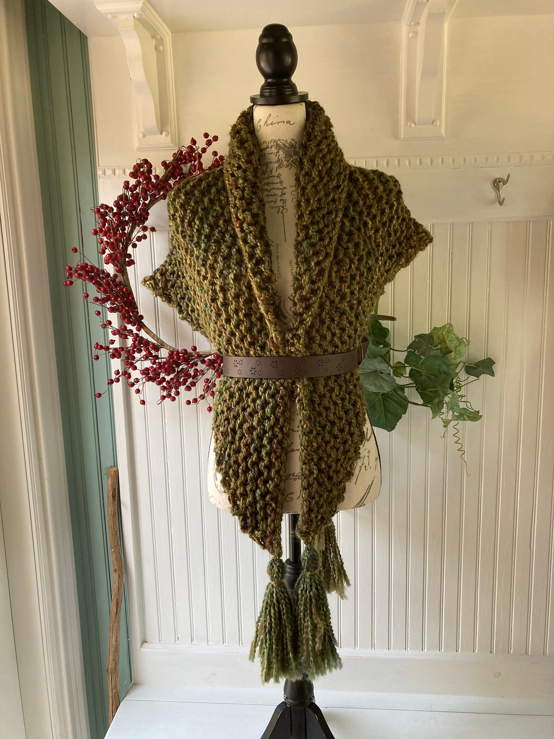 Claire Shawl, Knitted Shawl With Tassel, Winter Shawl, Medieval Shawl ...