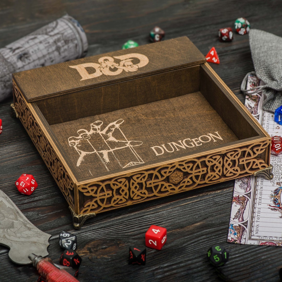 Wooden Dice Tray With Lid, Custom Dice Tray for Him, Sectional Dice ...