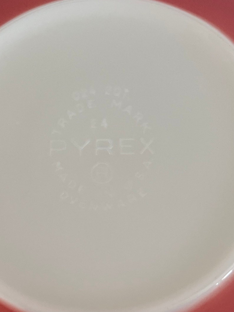 Vintage 1950s Pyrex Flamingo Pink Mixing Bowl/ Casserole Dish #024 - 2 ...