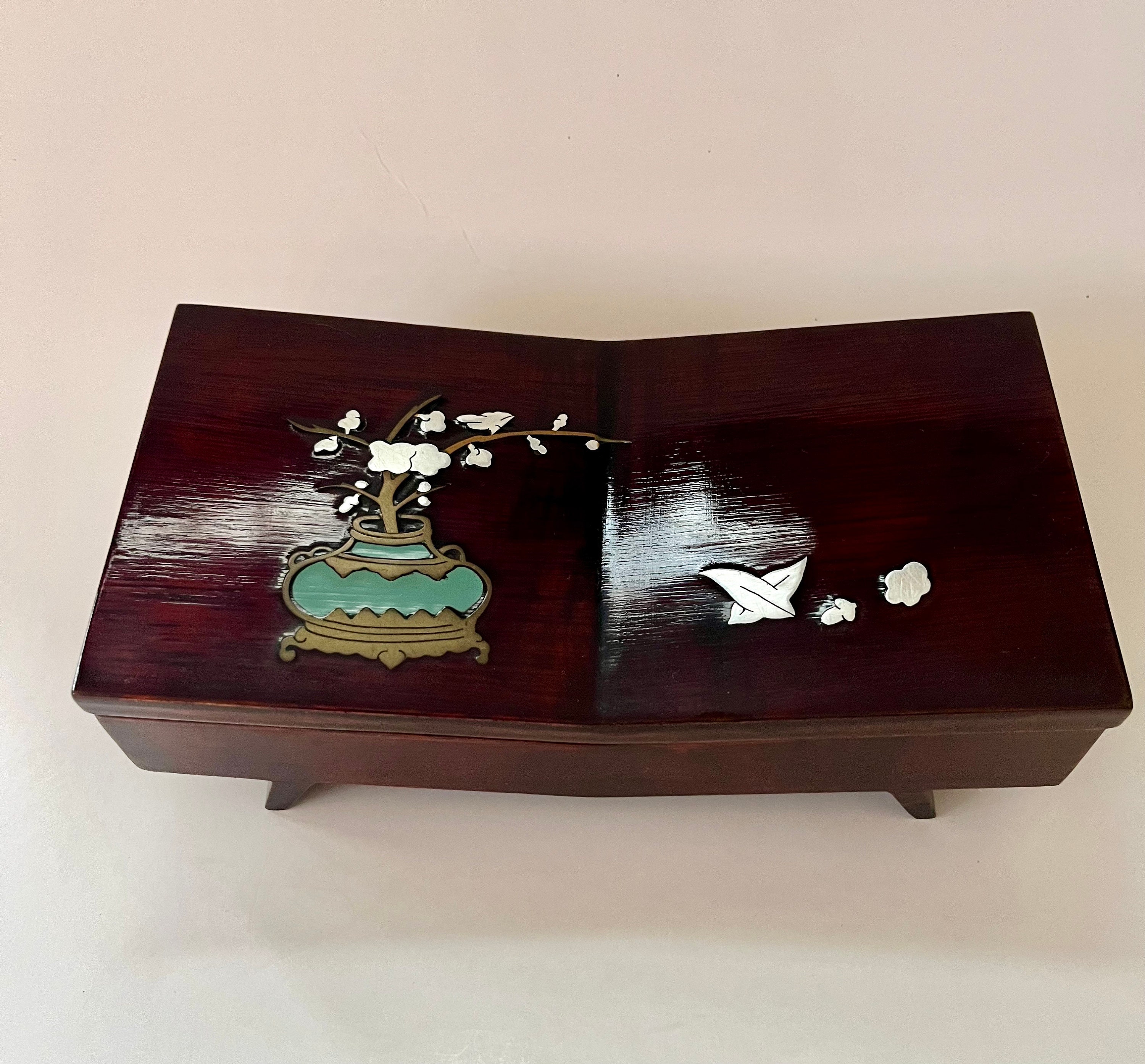 Mid Century Lacquer Inlay Smoking Cigarette Box With Ashtray Asian ...