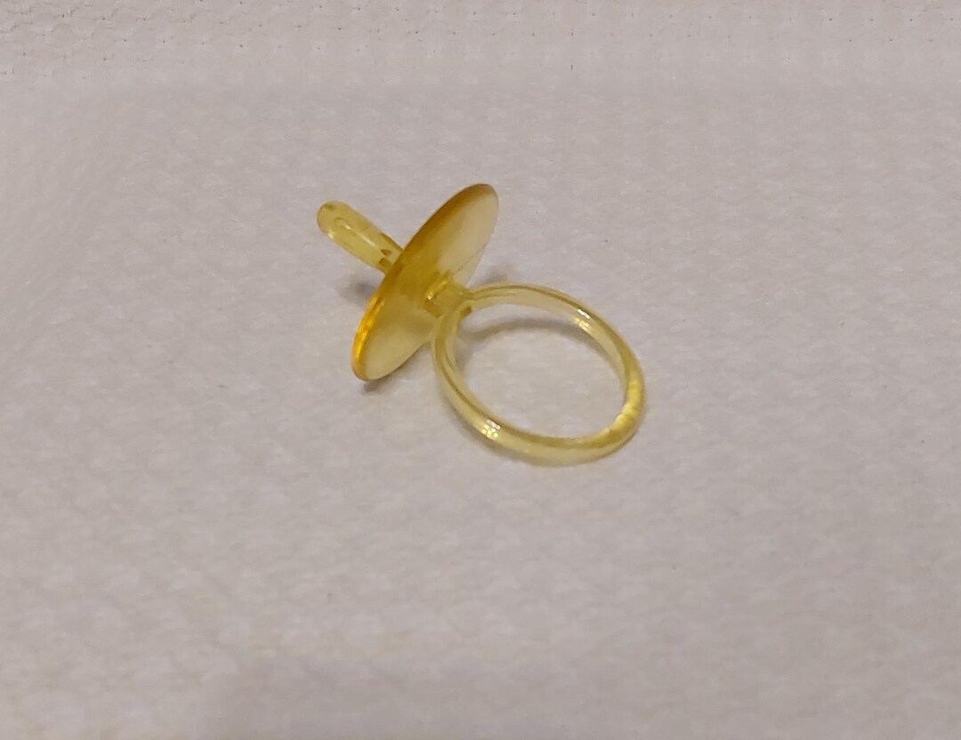 Cabbage Patch Pacifier Vintage Plastic Yellow P Factory Doll Pacifier ...