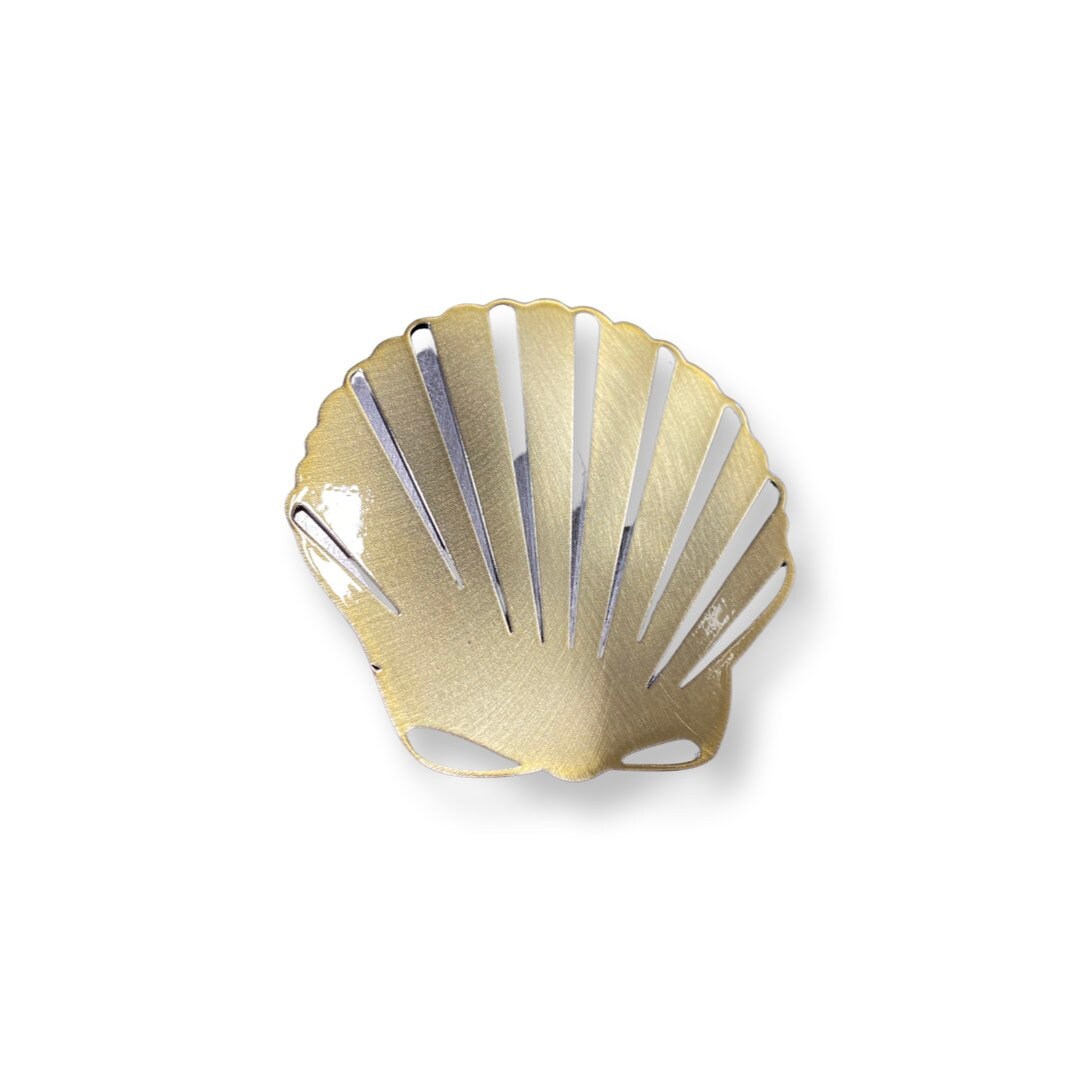 Seashell Metal Wall Hanging, Coastal Themed Decor, Beach House Decor ...