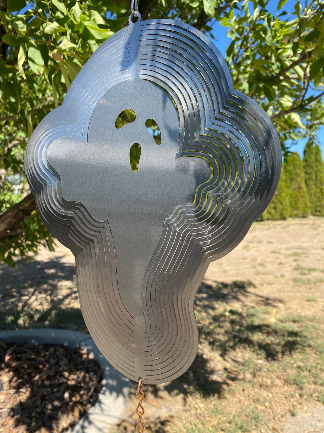 Spooky Ghost Halloween Wind Spinner, Halloween Decor, Spooky Metal ...