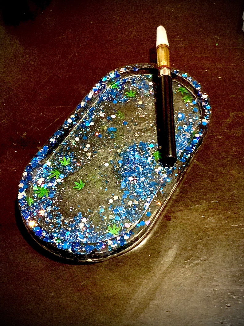 Canna Cutie Blue Sparkle Resin Tray Stoner Decor Glitter Hippie Jewelry ...