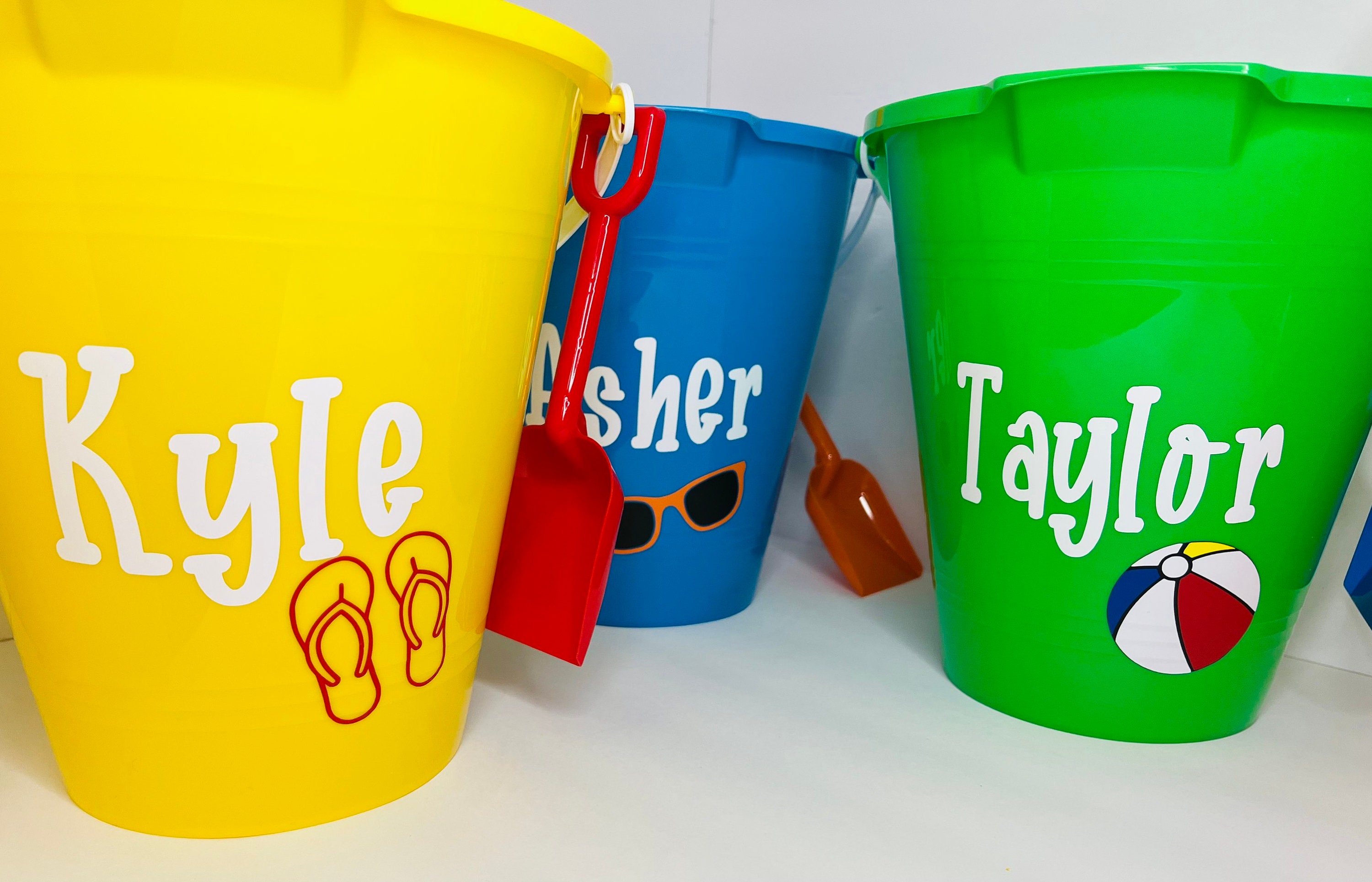 Personalized Sand Buckets/ Beach Bucket Favors/ Beach Buckets/summer ...