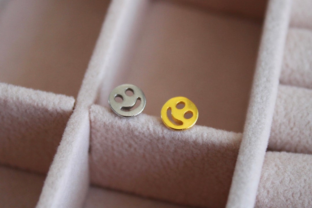 Smiley Happy Face Screw Back Studs Emoji Face Labret Stud Earrings ...