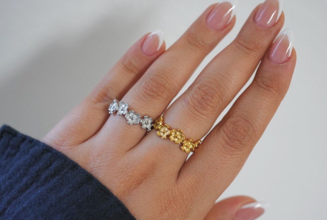 Daisy Flower Ring , Dainty Daisy Ring , Gold/silver Daisy Rings ...
