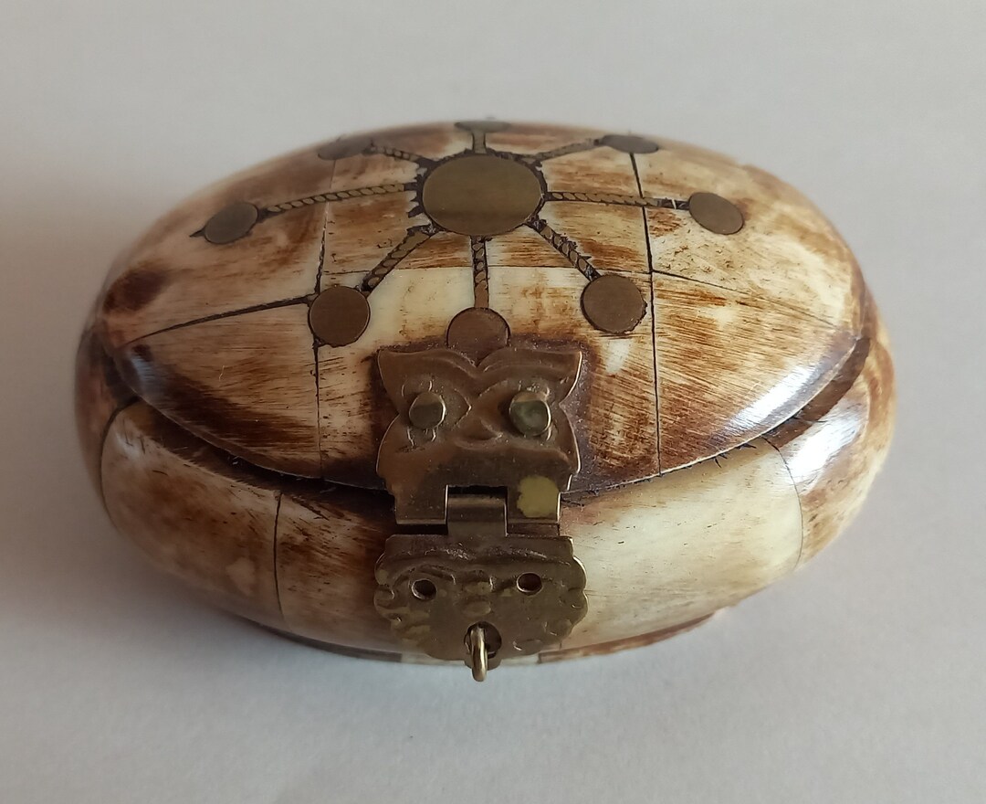 Antique Rajasthani india Camel Bone Jewelry Box, Oval, Circa 1920-1949 ...