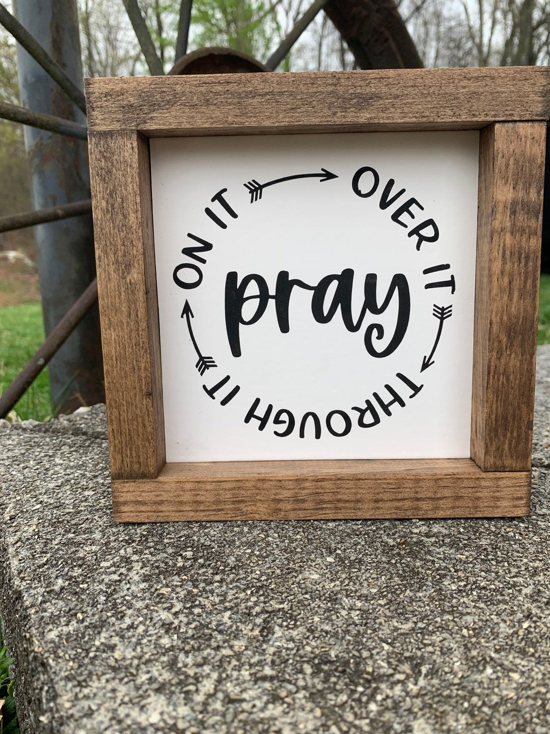 Pray Wood Sign - Etsy