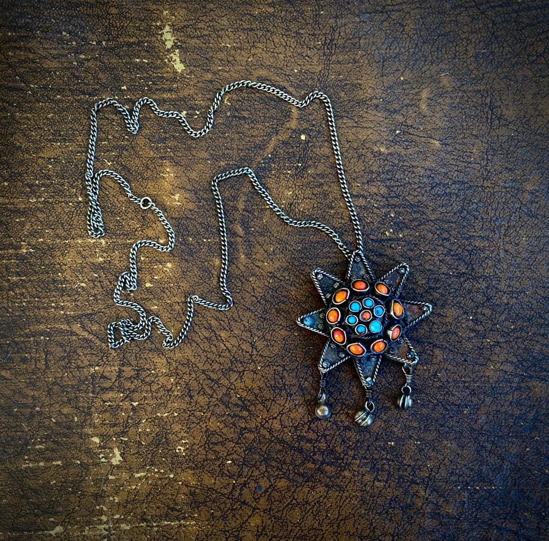 1970s Large Star Statement Necklace. - Etsy