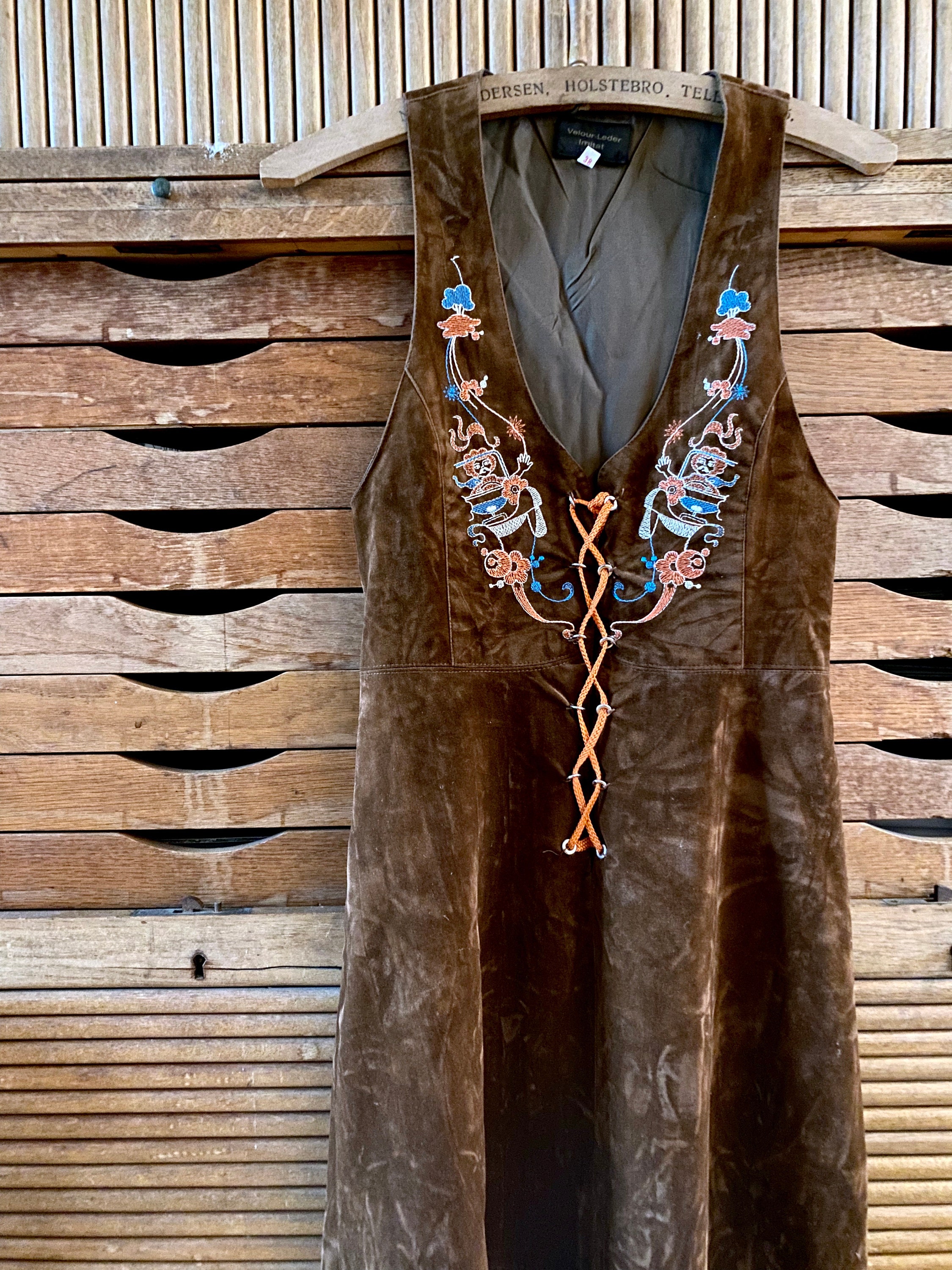 ON HOLD! 1970s faux suede embroidered western dress - Size XS/S