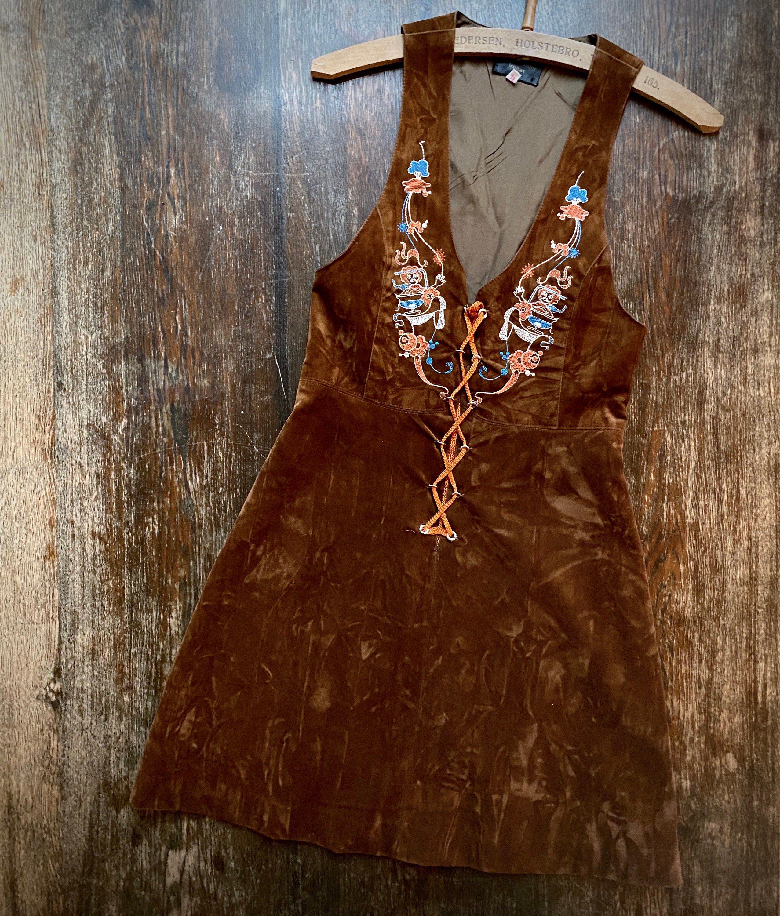 ON HOLD! 1970s faux suede embroidered western dress - Size XS/S