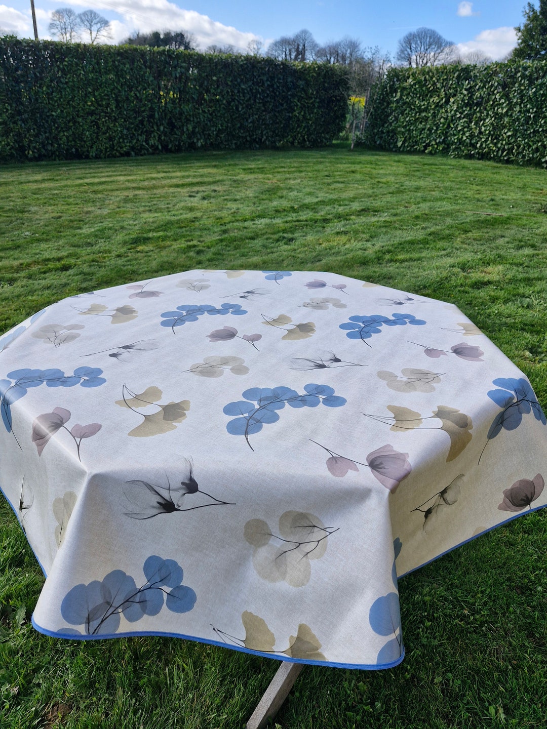 Round Oilcloth 155cm Wide "blue Flowers". - Etsy