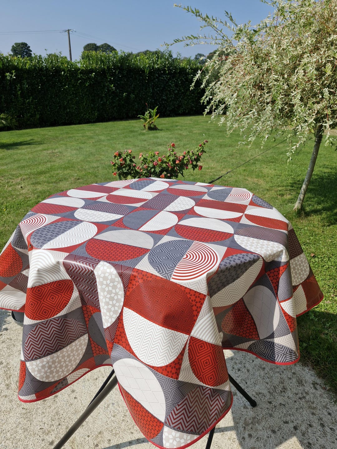 Toile cirée ronde 150cm de large moderne rouge et grise. - Etsy France